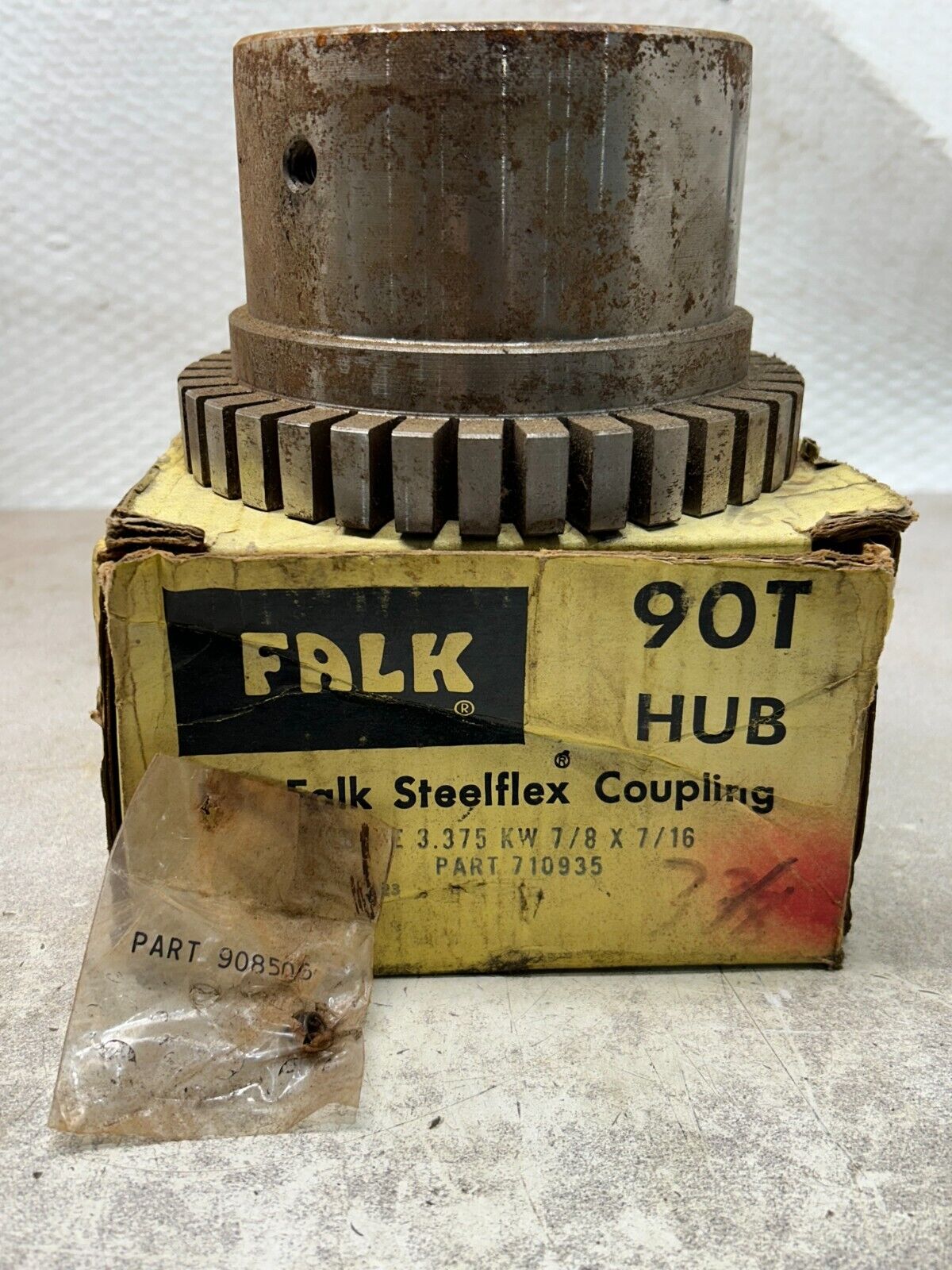 NEW IN BOX FALK COUPLING HUB 3-3/8'' 90T