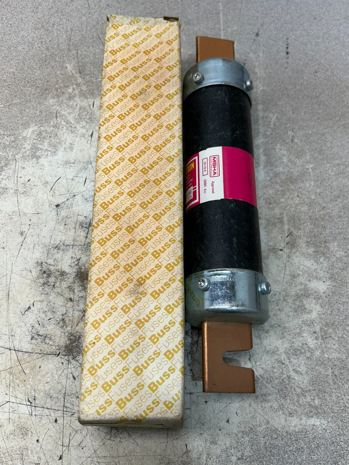 NEW IN BOX FUSETRON DUAL ELEMENT FUSE FRS-R-150