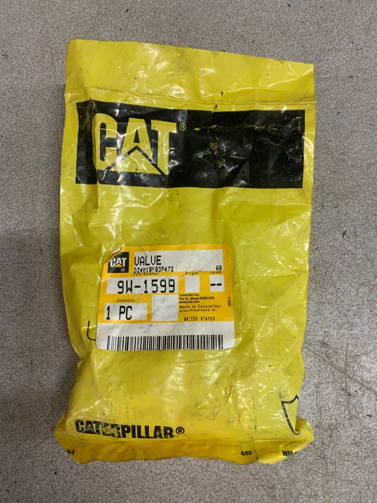 NEW IN PACKAGE CAT CATERPILLAR VALVE 9W-1599